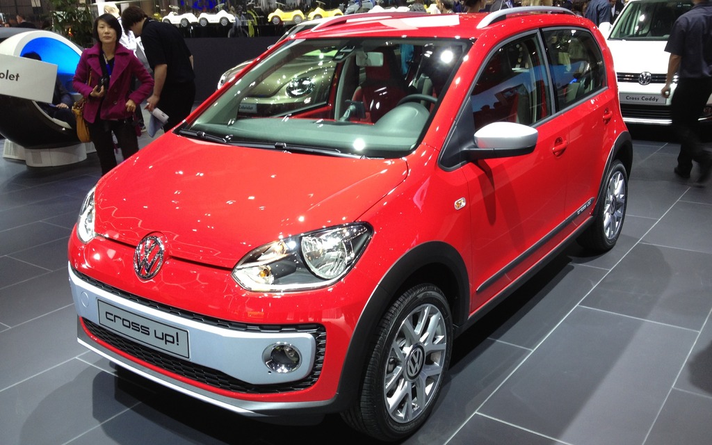 Volkswagen dévoile son Cross Up! - Guide Auto