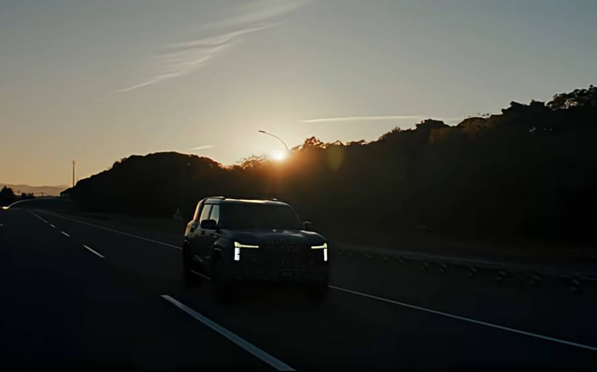 Mitsubishi Appears to Tease Montero Revival - 1/3