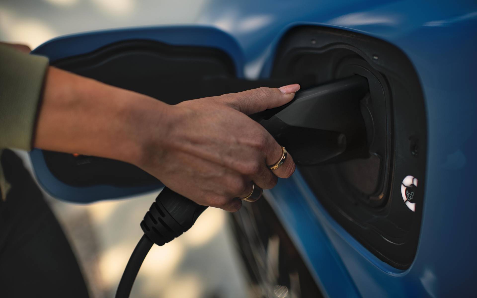 440 000 véhicules électriques circulent maintenant sur les routes du ...