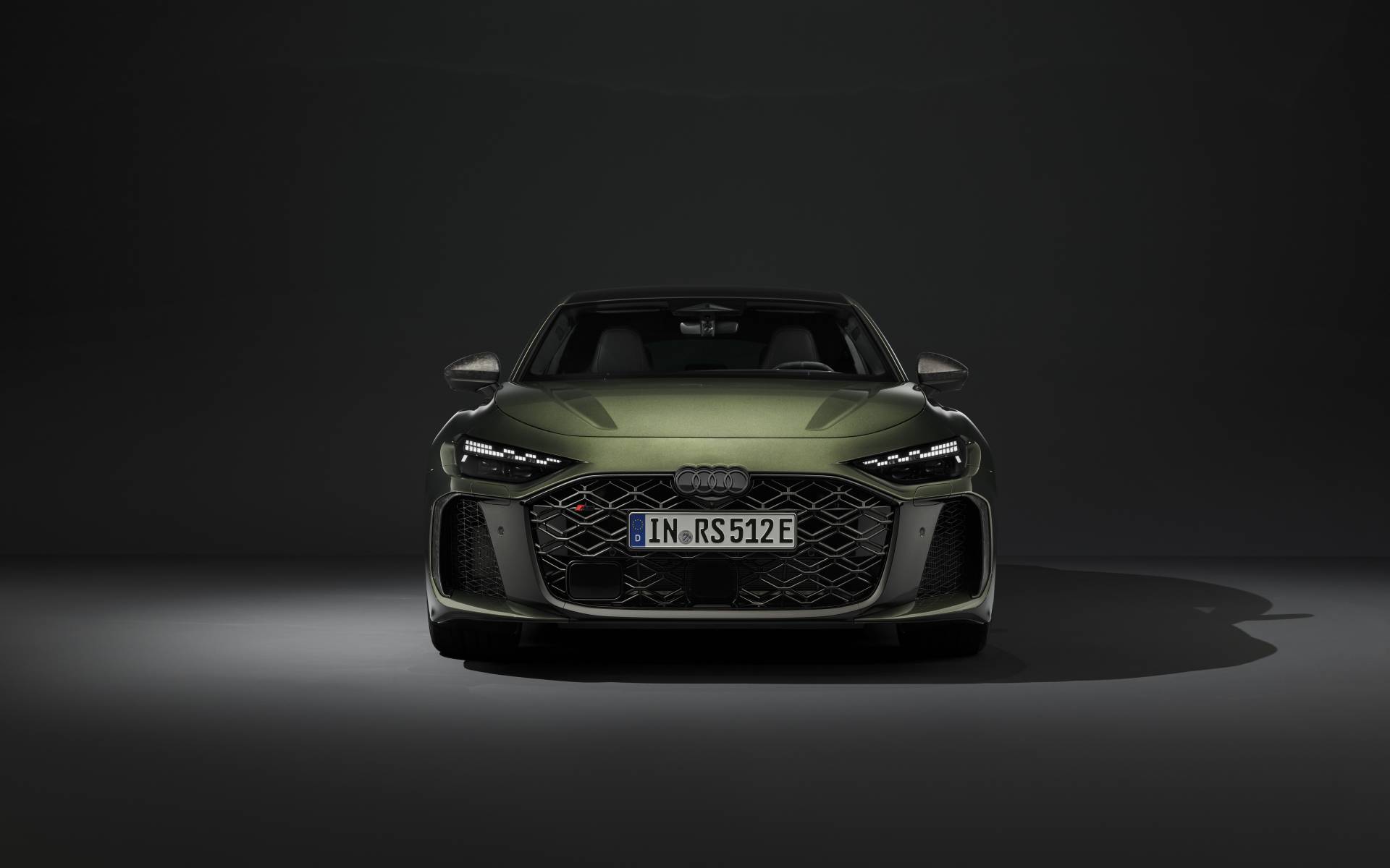 Audi dévoile sa nouvelle RS 5 et elle est hybride rechargeable! - 1/33