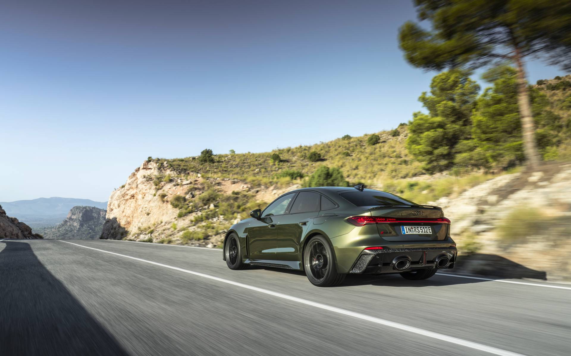 Audi dévoile sa nouvelle RS 5 et elle est hybride rechargeable! - 1/33
