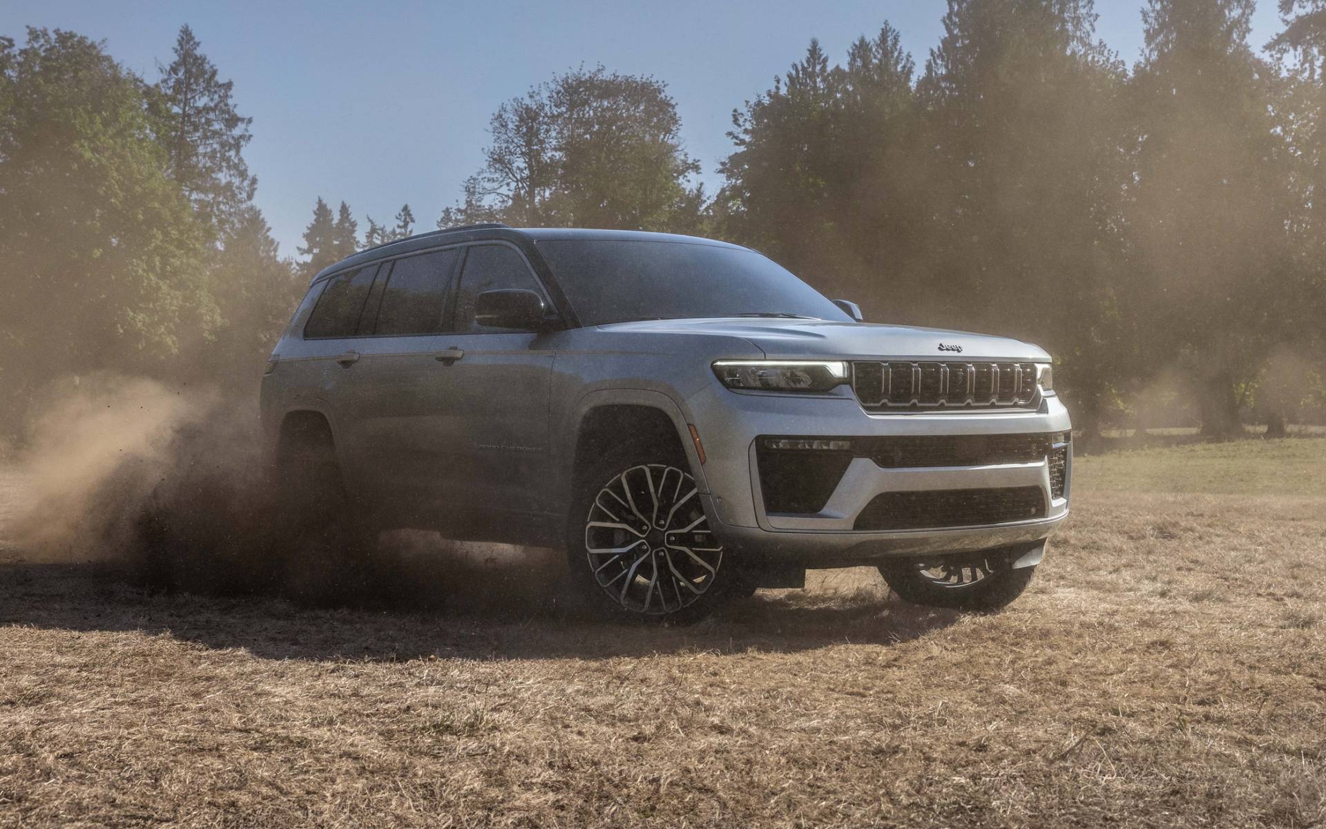 Jeep Engineer Hints at V8 Return to Grand Cherokee Lineup - The Car Guide