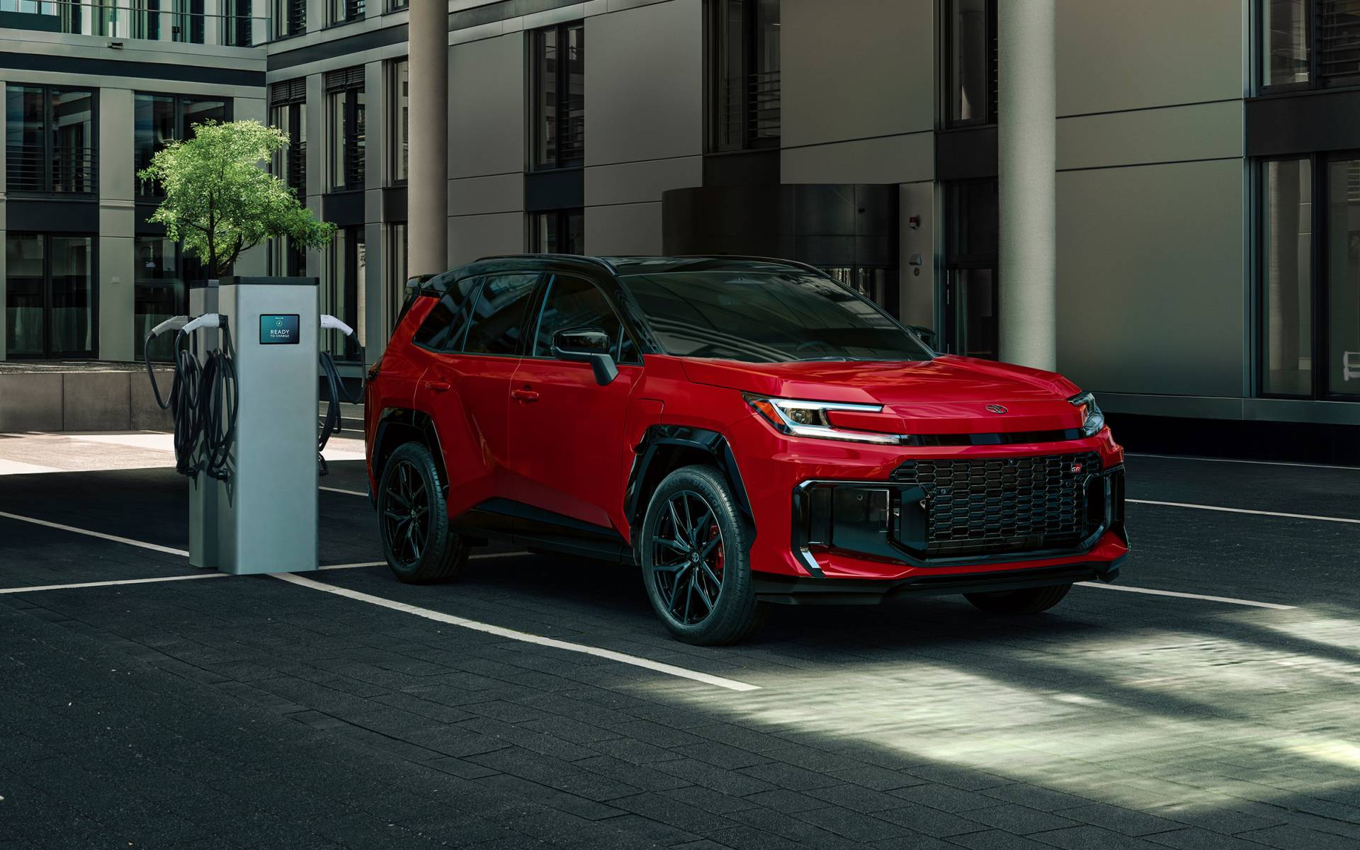 Japan to Get One Cool Toyota RAV4 PHEV Feature While Canada Won’t - 1/5