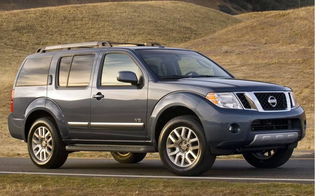 Nissan Pathfinder May Get Rugged, Body-on-Frame Twin - 1/5