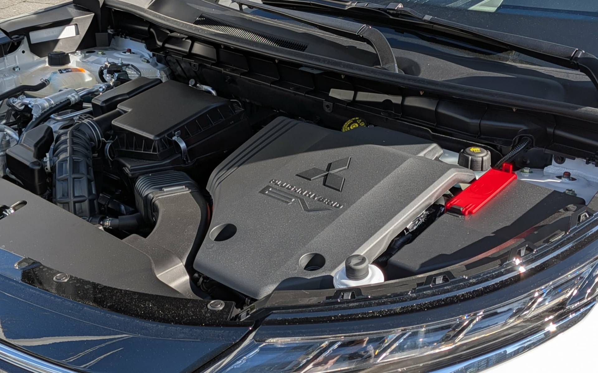 2026 Mitsubishi Outlander PHEV: Plug It In! - The Car Guide