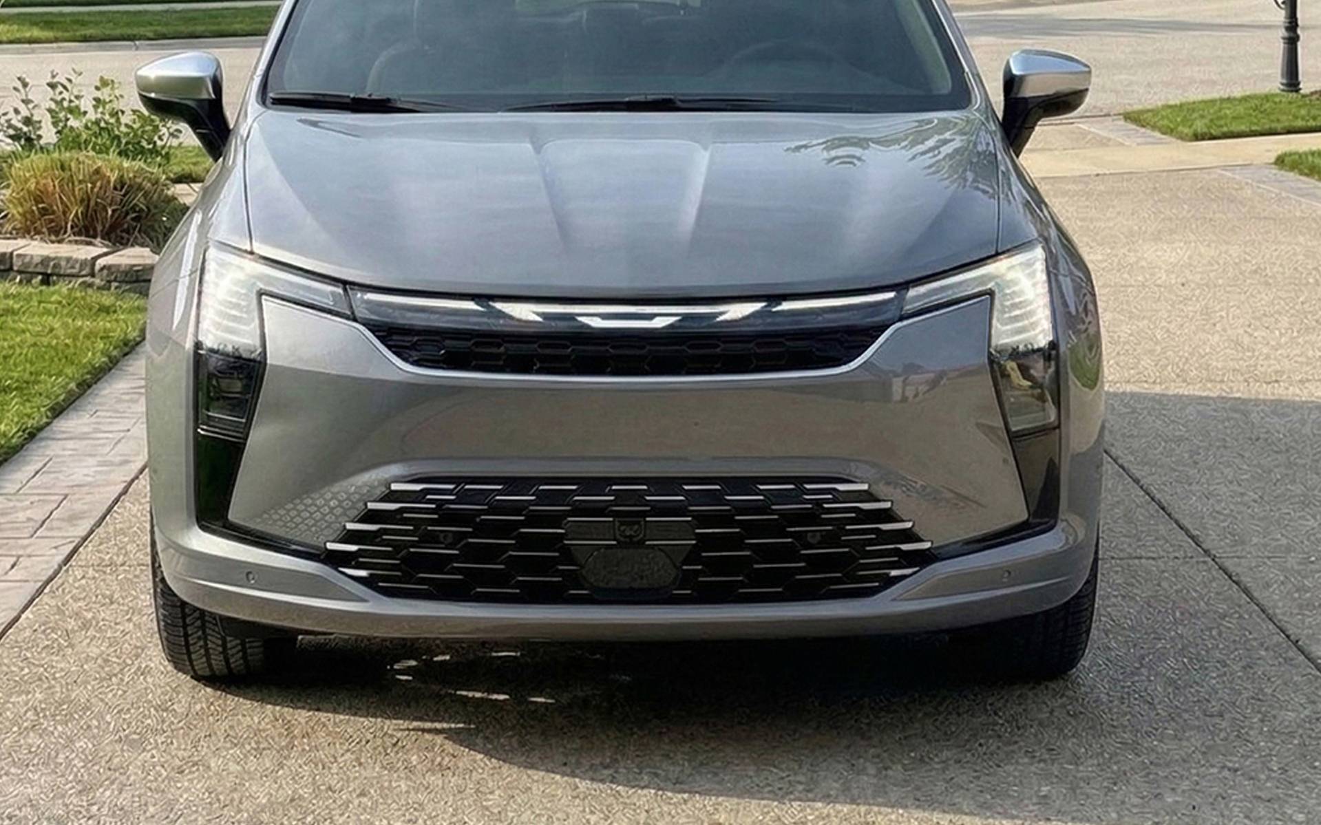 Chrysler dévoile la Pacifica 2027 et ouvre les commandes - 1/11