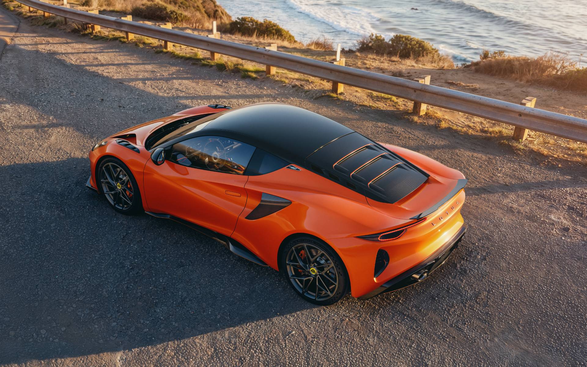 New Lotus Emira 420 Sport Boosts Power, Cuts Weight - 1/4