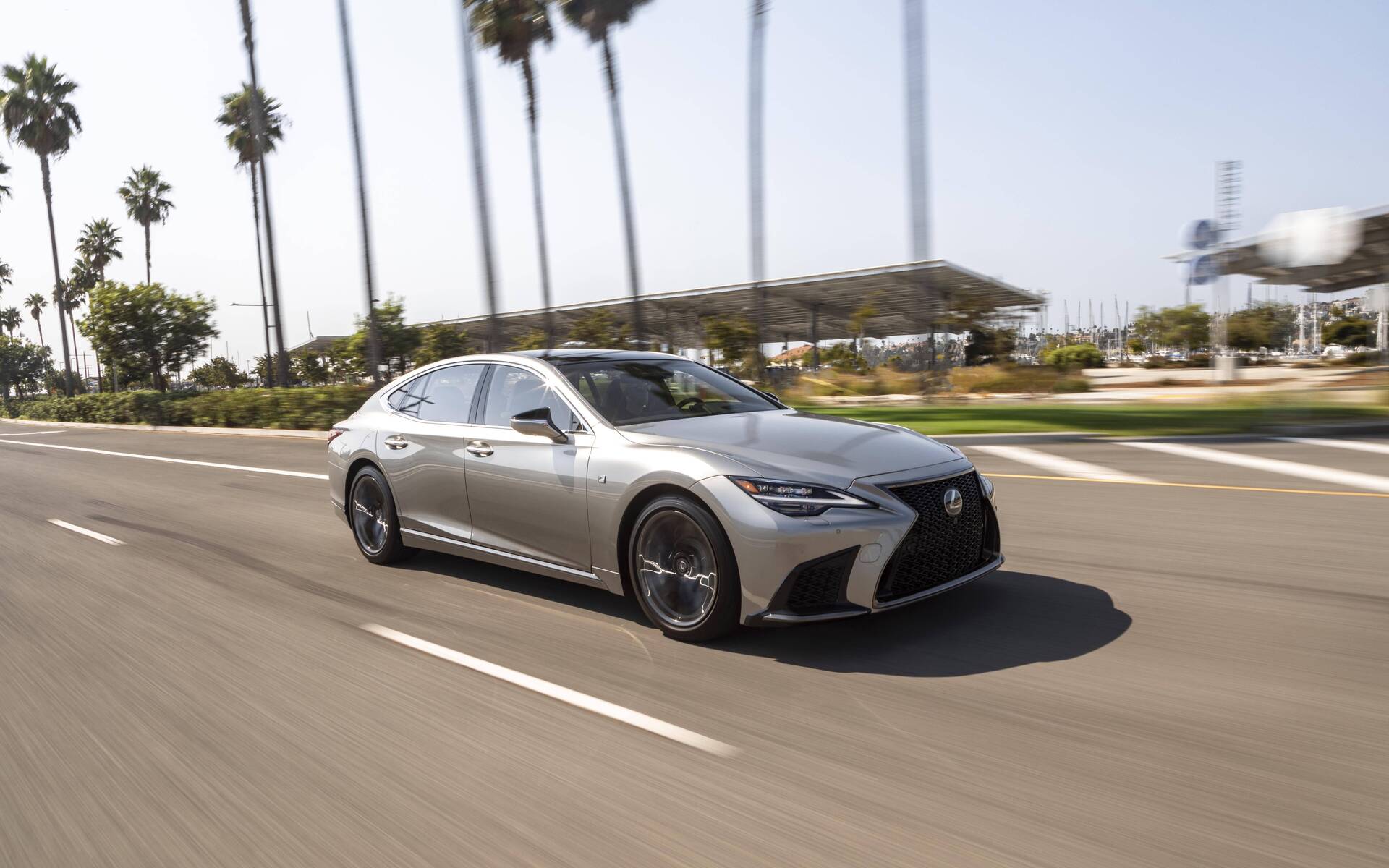 Lexus LS 2024 - Essais, actualité, galeries photos et vidéos - Guide Auto